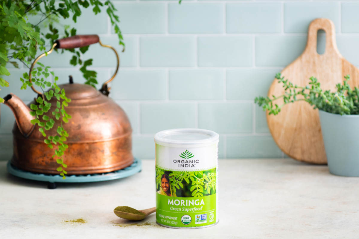 Superalimente verzi: Moringa vs. Spirulina vs. Iarba de grâu | ORGANIC ...