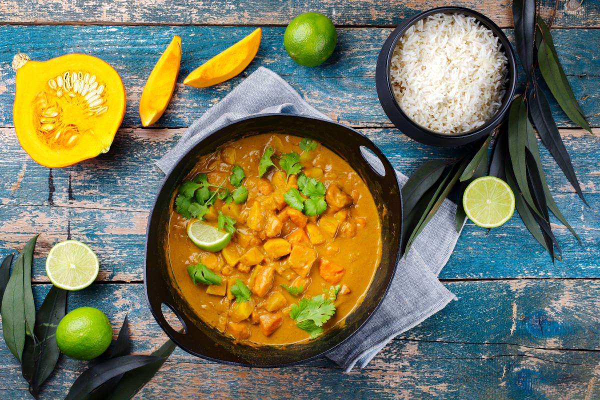 Turmeric Vs. Ginger: Differences, Uses, & Benefits | Organic India